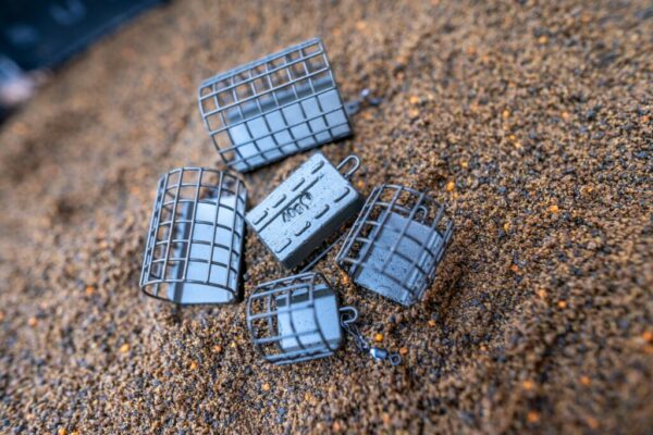 Pesca a feeder: definizione, attrezzature e consigli per appassionati ...